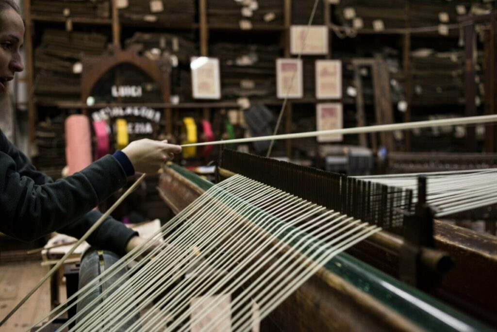 Warper: what is this fundamental machine and how does it work?