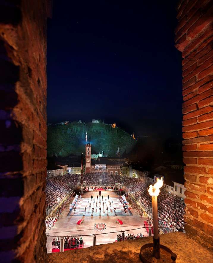 Bevilacqua Fabrics: Protagonists of Marostica Human Chess Game