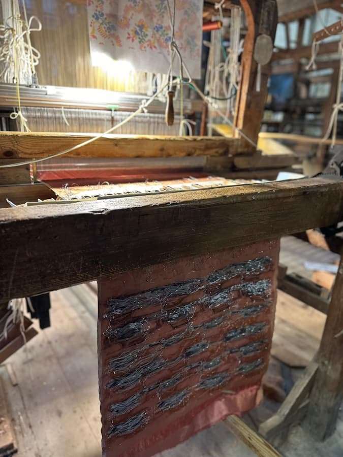 Sua Maestà il tessuto broccato a mano Bevilacqua
